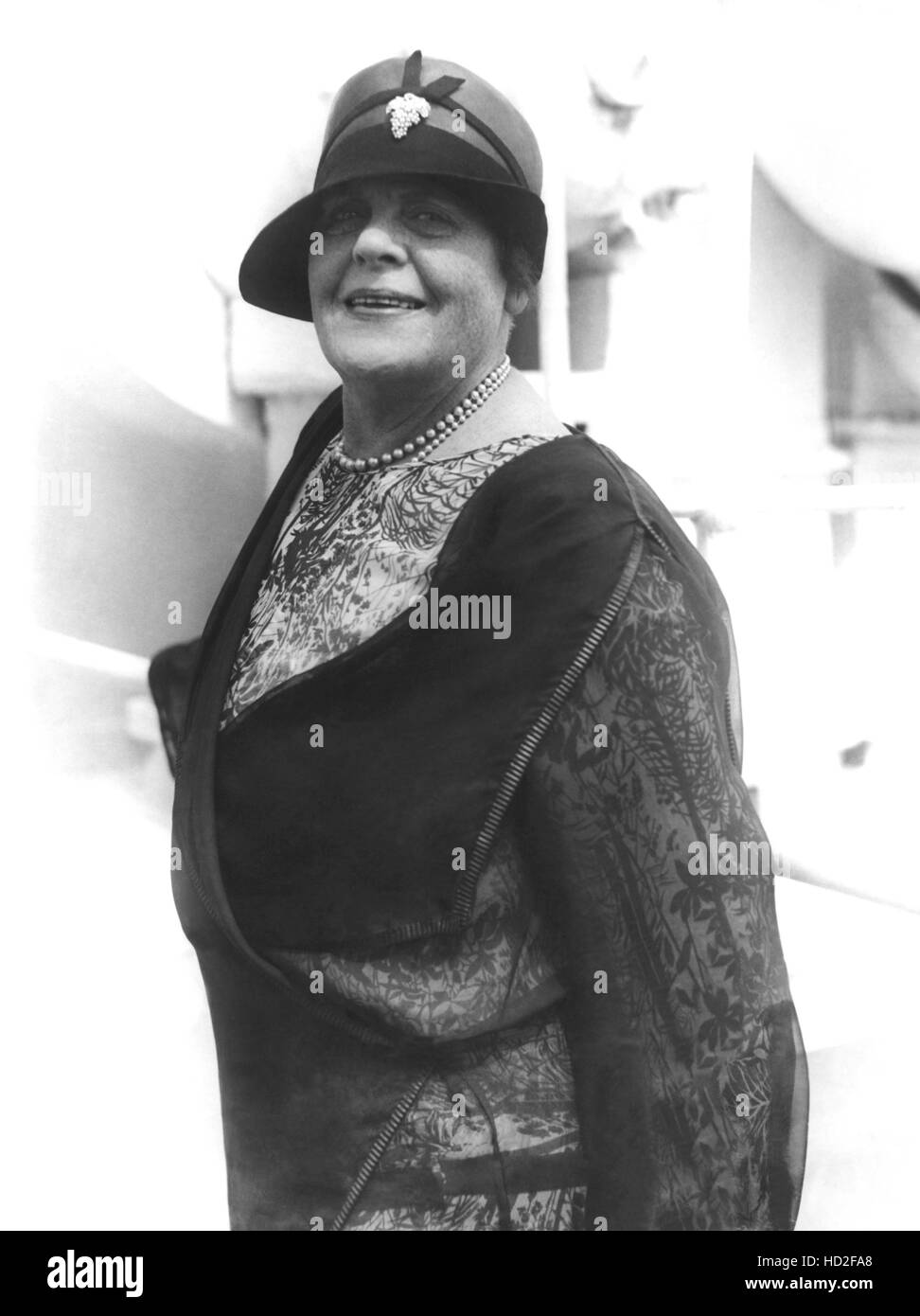 Marie Dressler, returning from Europe to New York on the S.S. Paris ...