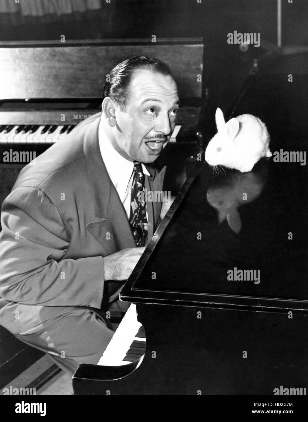 Mel Blanc, voice of Bugs Bunny, 1960s Stock Photo - Alamy