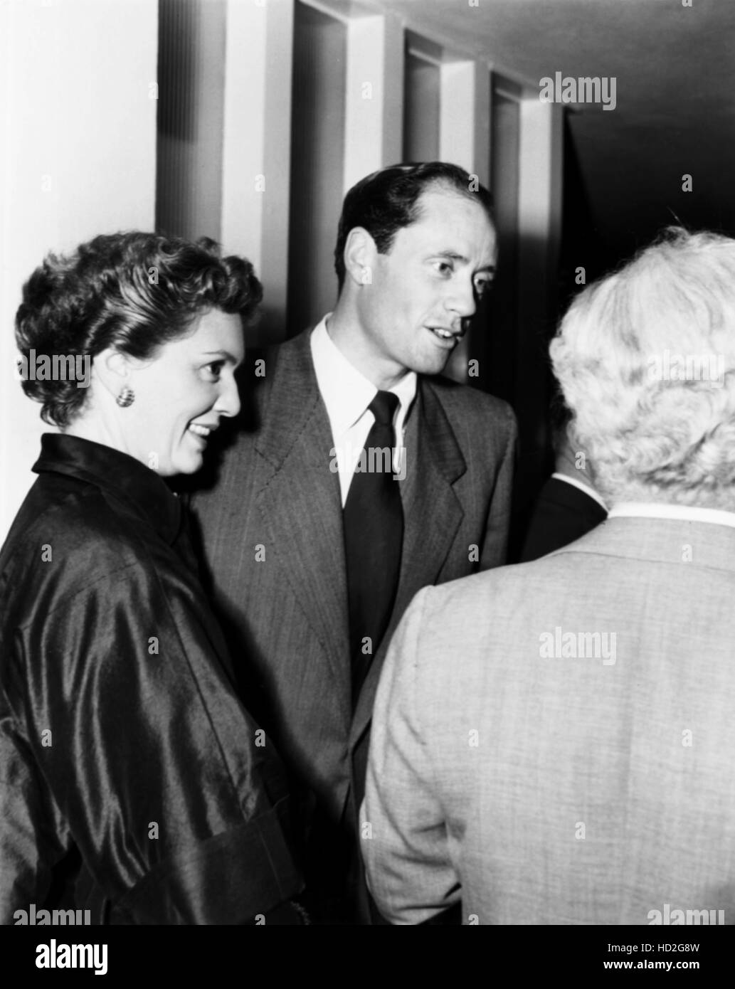 Mel Ferrer, center, with his first (and third) wife, Frances Ferrer ...