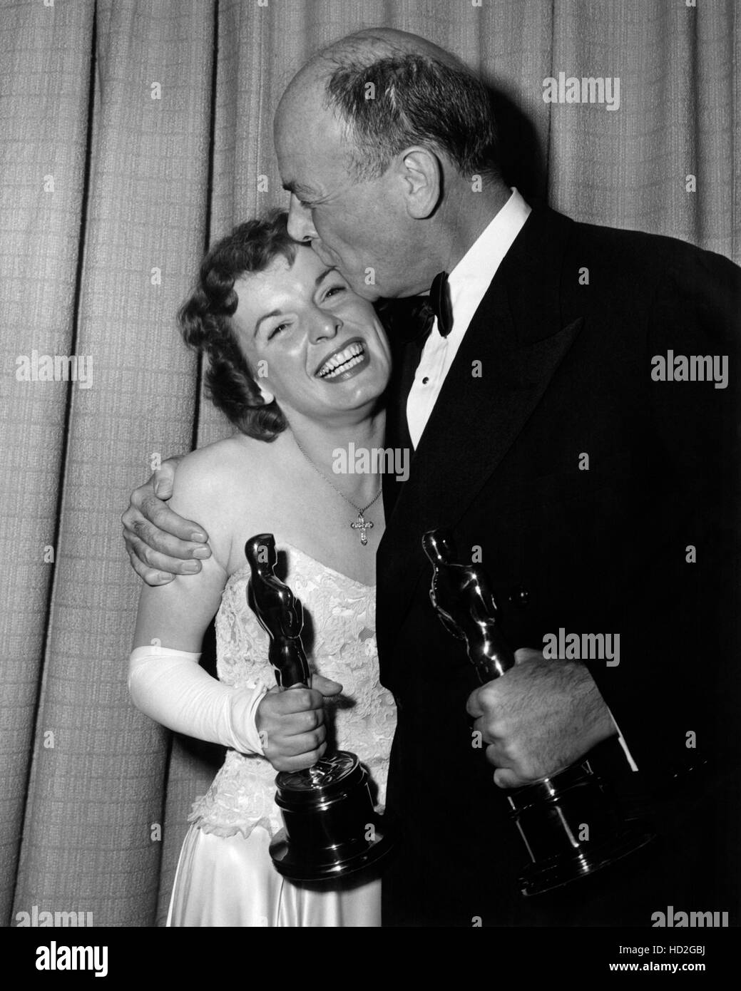 Mercedes McCambridge with Oscar for Best Supporting Actress for ALL THE ...