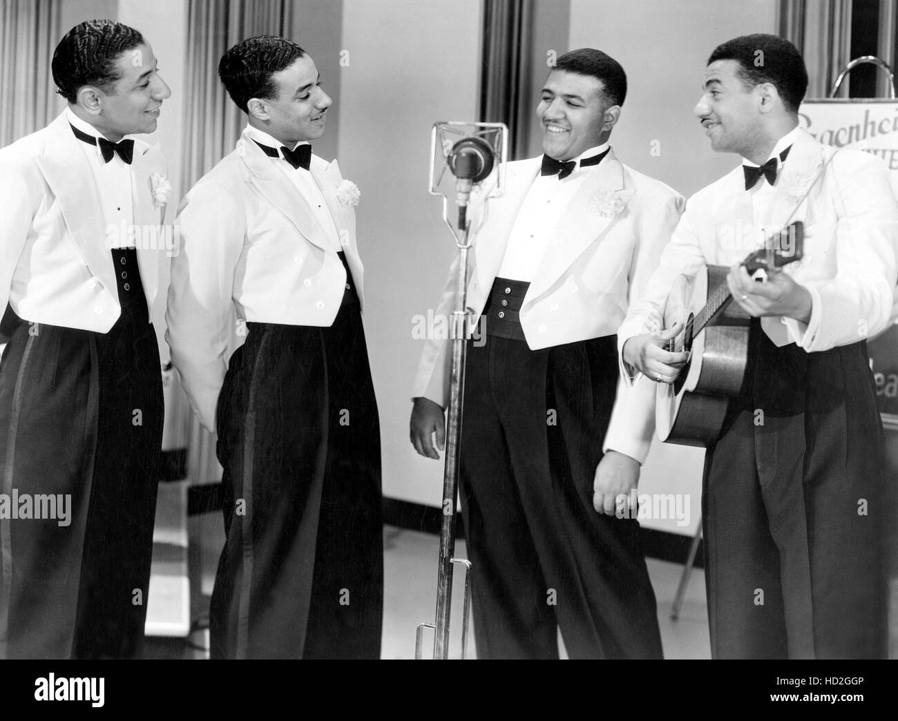 THE MILLS BROTHERS, c. early 1940s Stock Photo - Alamy