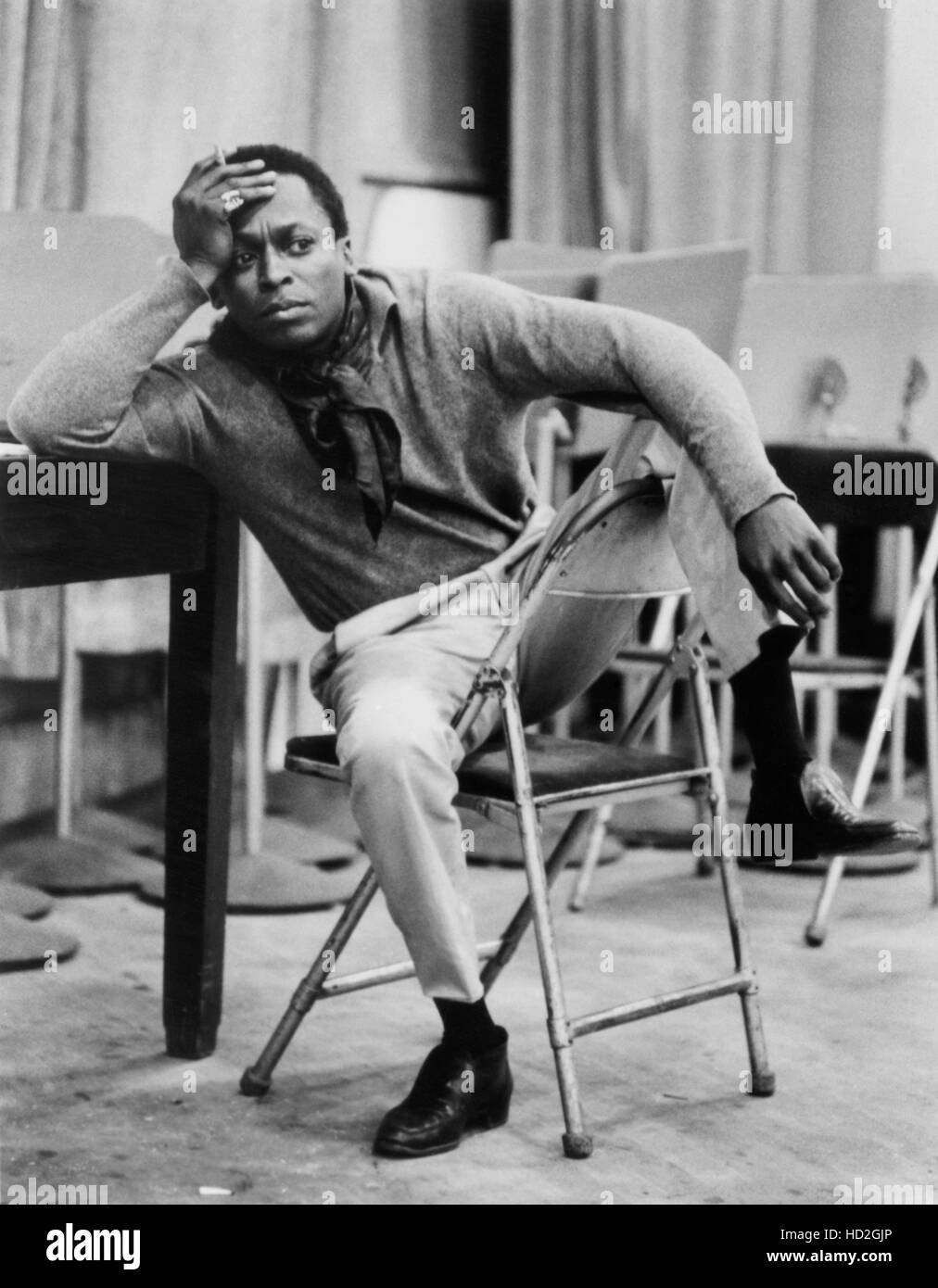 Miles Davis, mid-1950s, photo by Vern Smith Stock Photo - Alamy