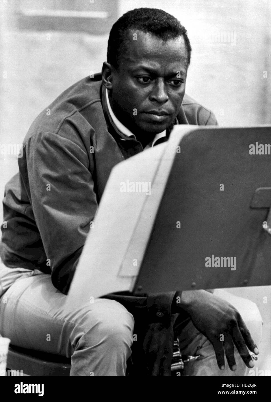 Miles Davis, mid-1950s, photo by Don Hunstein Stock Photo - Alamy