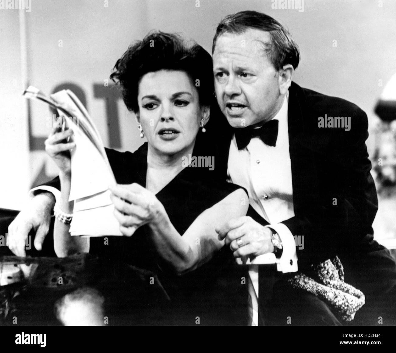 Judy Garland, Mickey Rooney study script for his appearance on her ...
