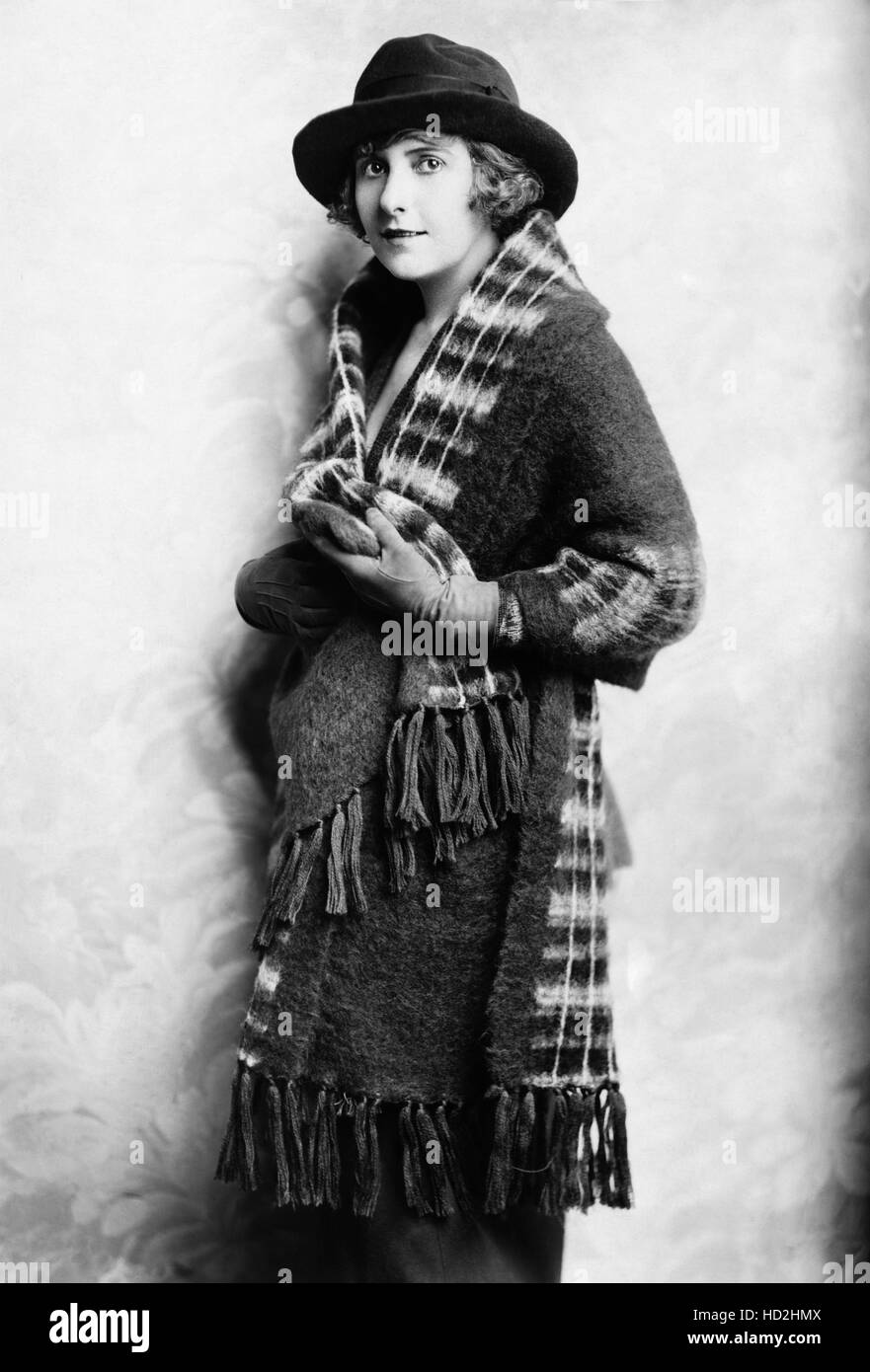 Pearl White, 1919 Stock Photo - Alamy