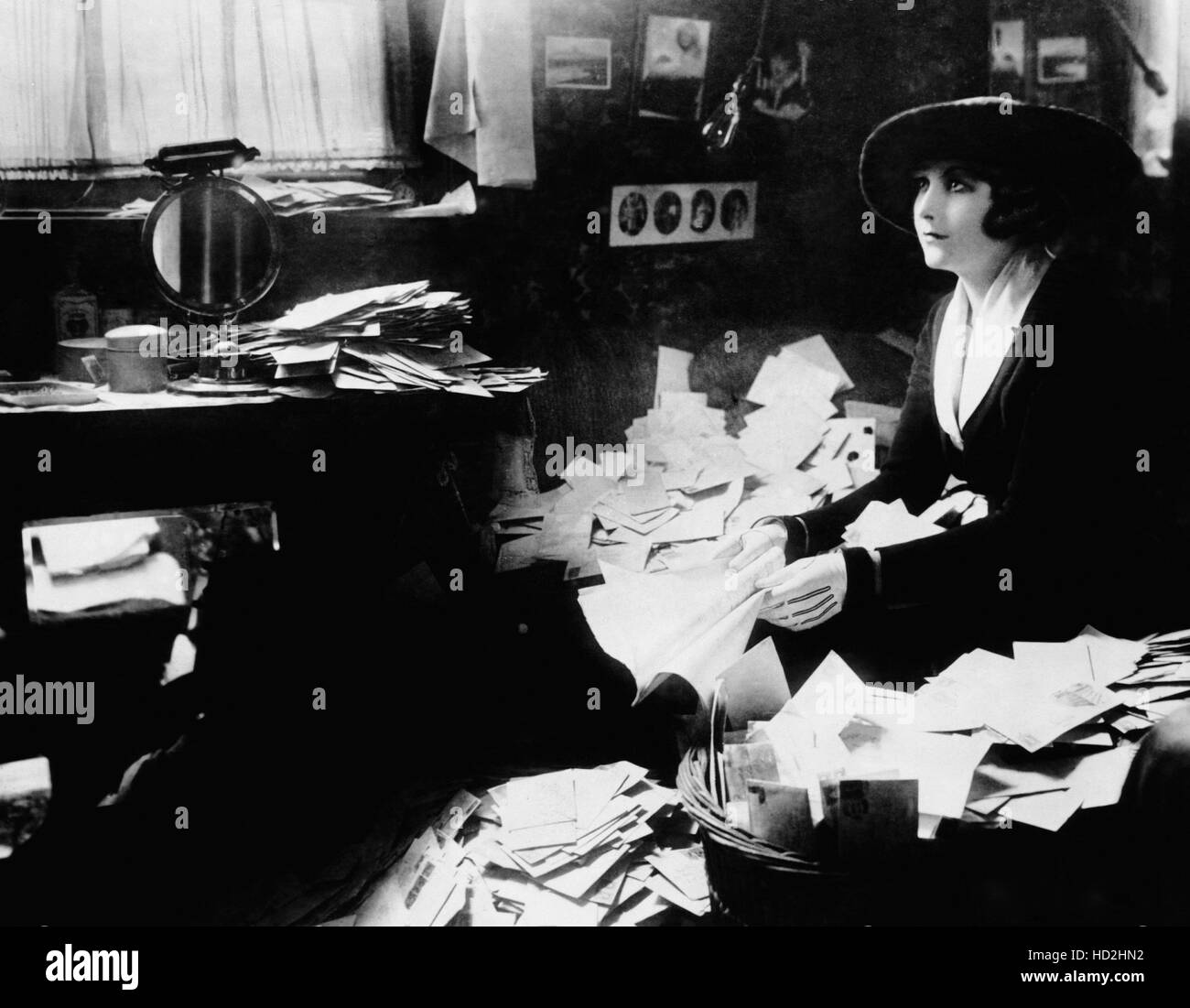 Pearl White, reading her fan mail in her dressing room, ca. mid-1910s ...