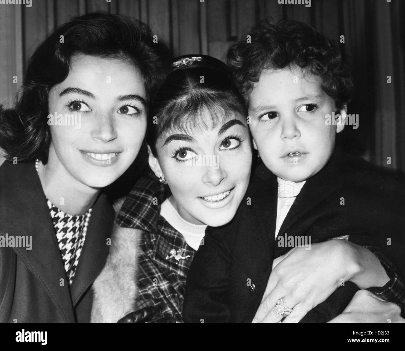 From left, sisters Marisa Pavan Pier Angeli, with Angeli's son, Perry ...