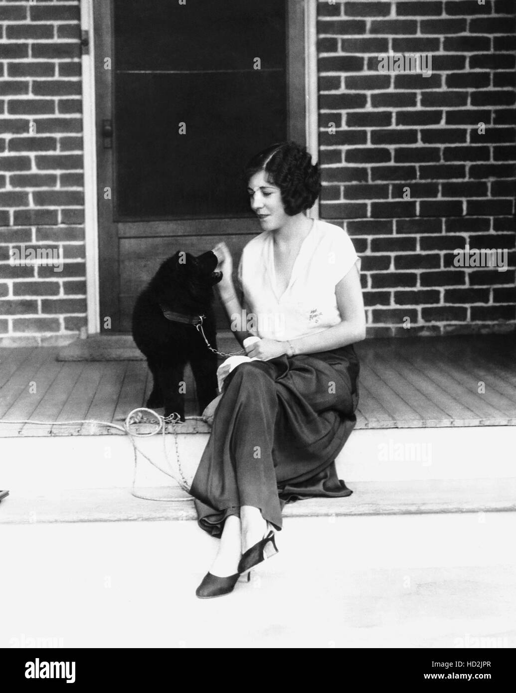 Renee Adoree, at tuberculosis sanitarium in Arizona, 1932 Stock Photo ...