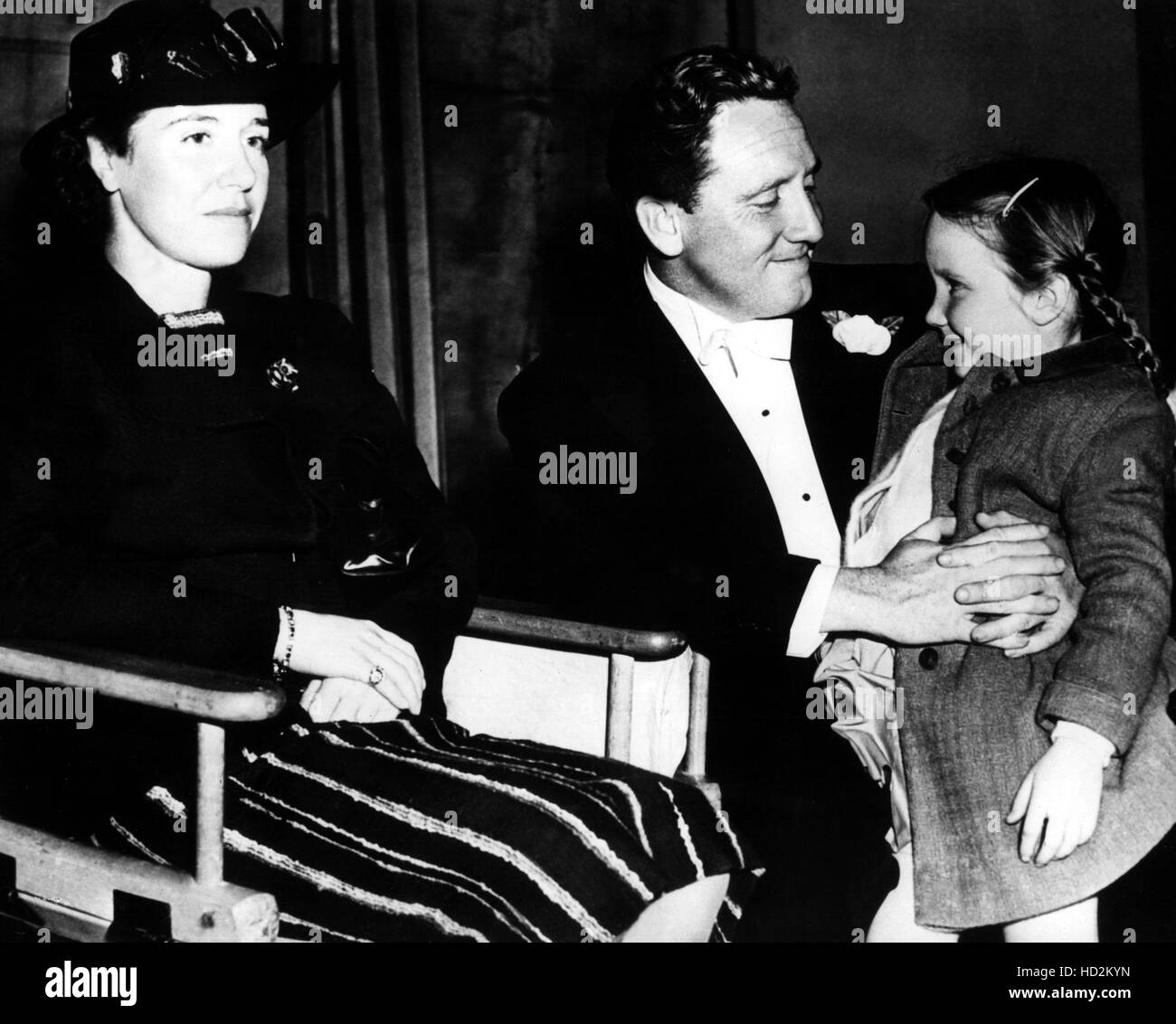 LOUISE TRACY on set with husband SPENCER TRACY and daughter CAROLINE ...