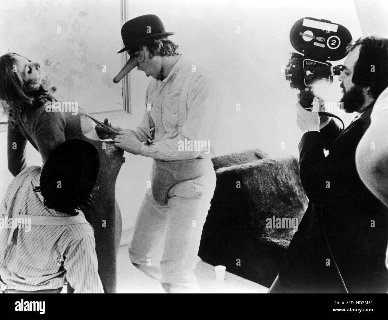 A CLOCKWORK ORANGE, MALCOLM McDOWELL, director STANLEY KUBRICK, on set ...