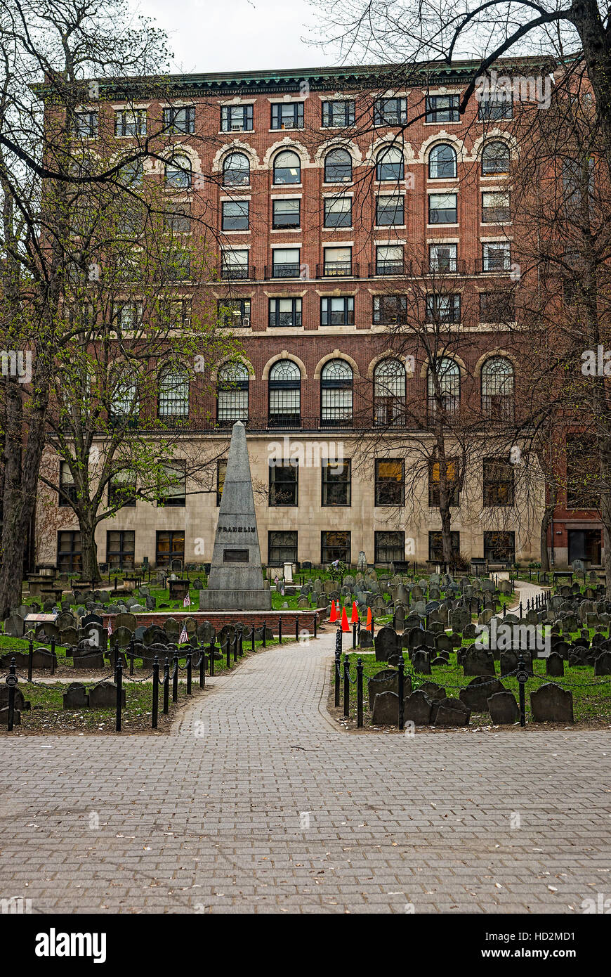 Granary Burying Ground in Tremont Street of downtown Boston ...