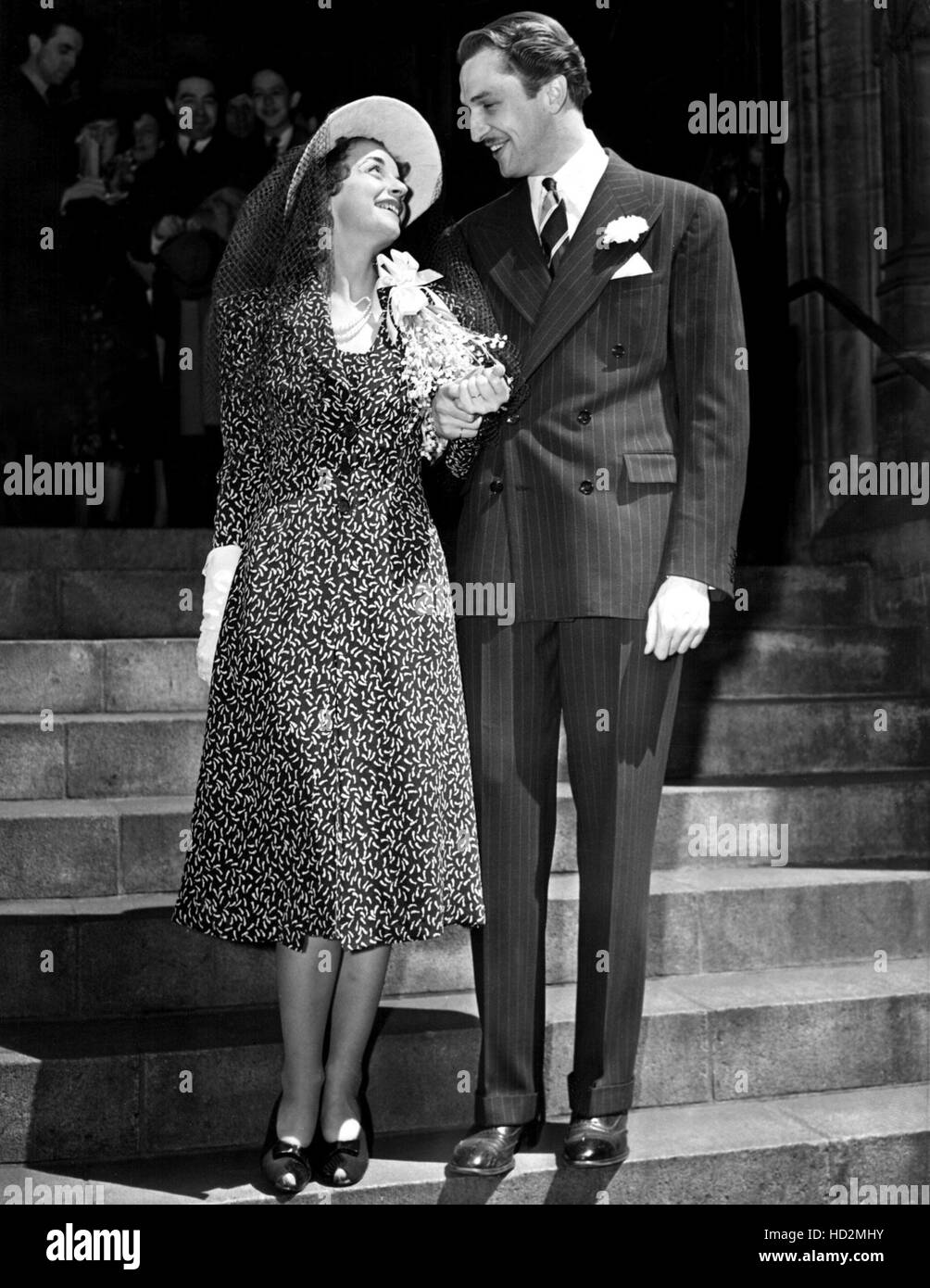 The former EDITH BARRETT with new husband VINCENT PRICE leave St ...