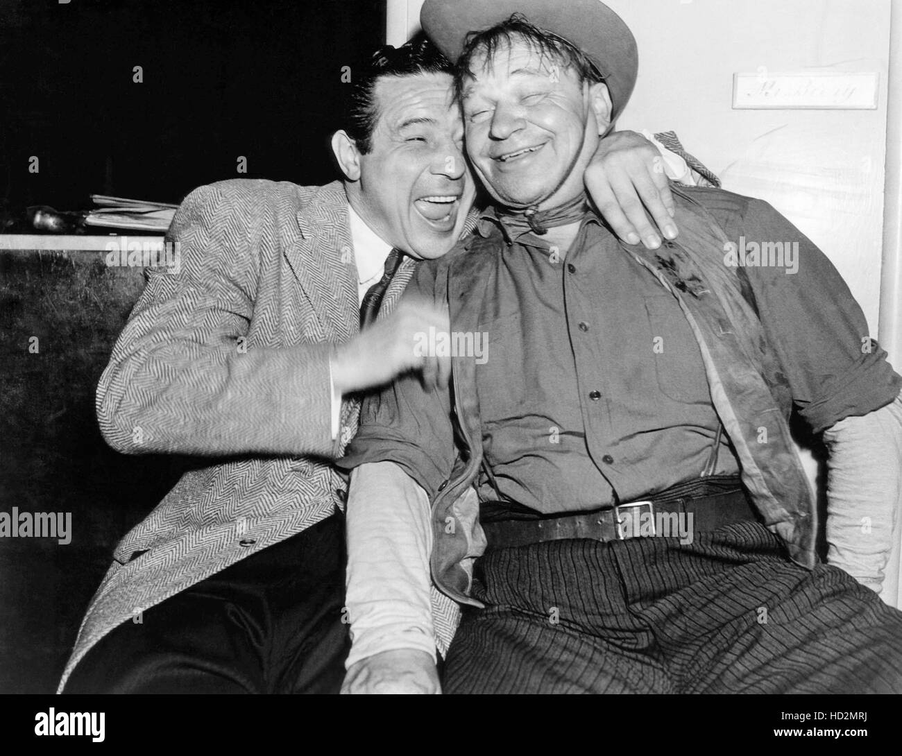 Max Baer, Wallace Beery visiting on MGM lot, 1942 Stock Photo - Alamy