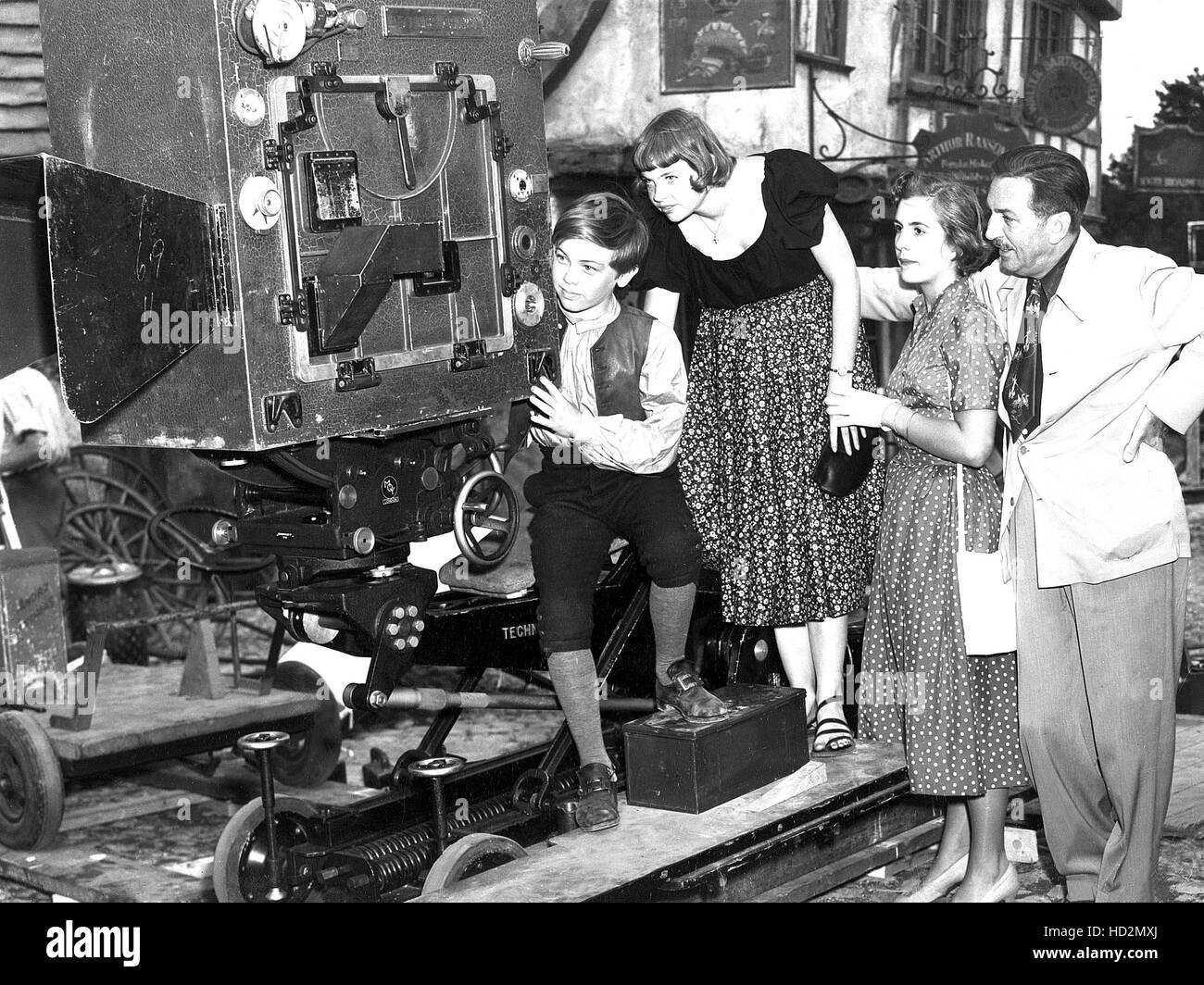 TREASURE ISLAND, Bobby Driscoll, Diane Disney, Sharon Disney and Walt ...