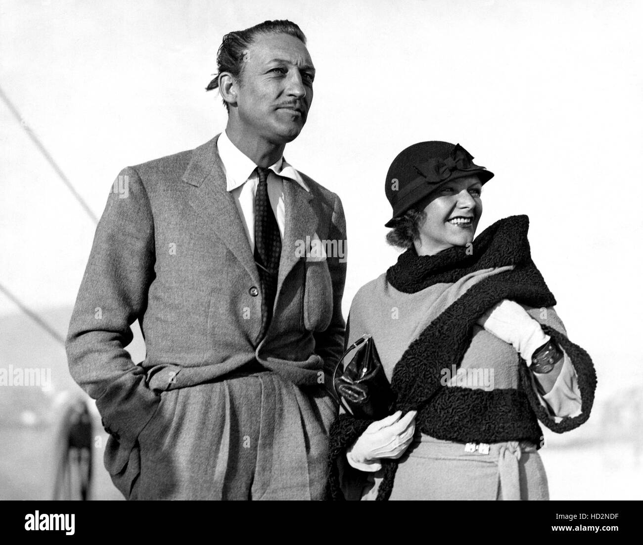 From left: Warren William with wife, Helen Barbara Nelson, returning ...