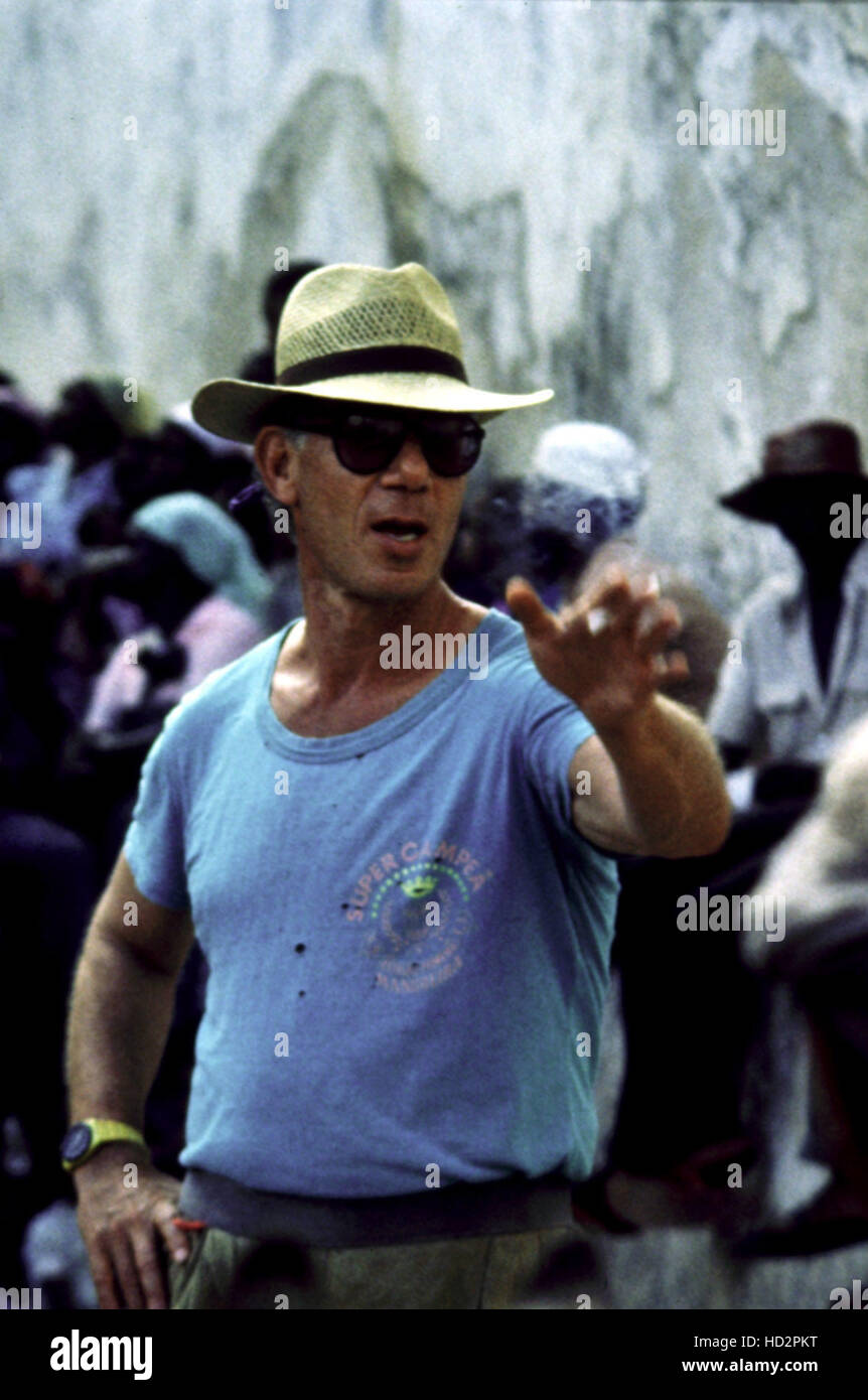 Bob Rafelson on the set of MOUNTAINS OF THE MOON, 1989 Stock Photo - Alamy