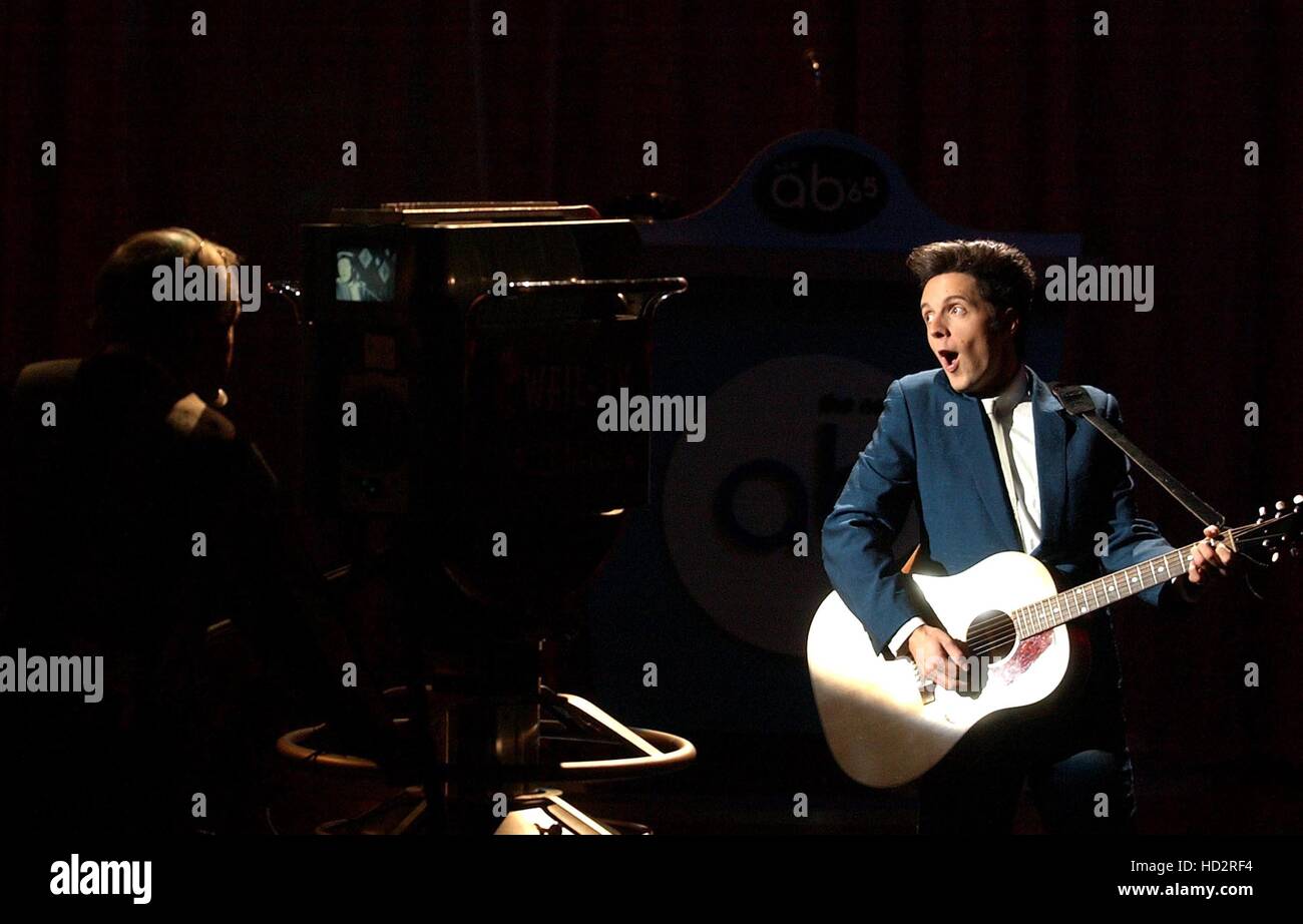 Jason Mraz Performing on 'American Dreams' as Singer Dion, Sunset Gower ...