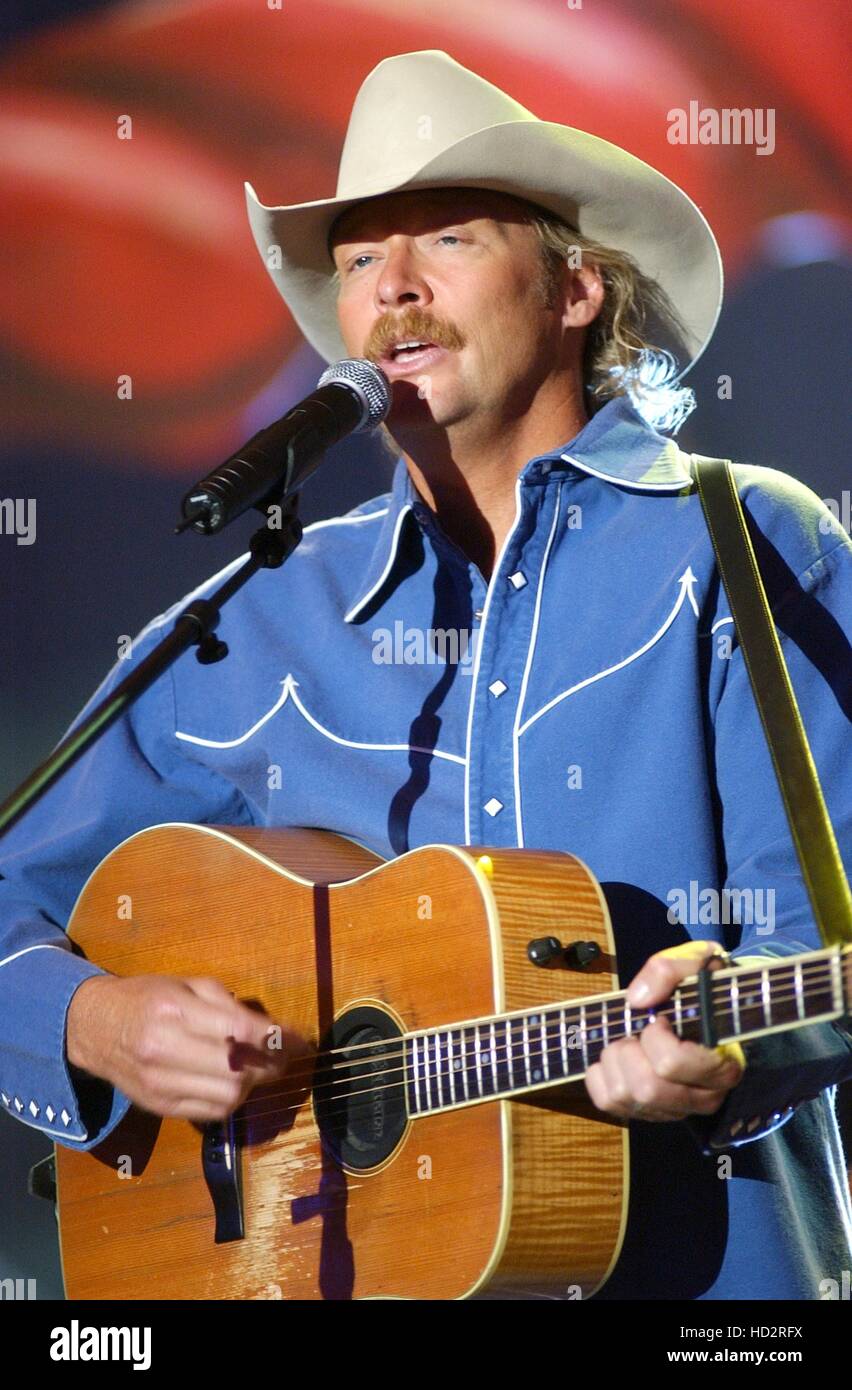 Alan Jackson rehearsing at the 35th Annual Academy of Country Music ...