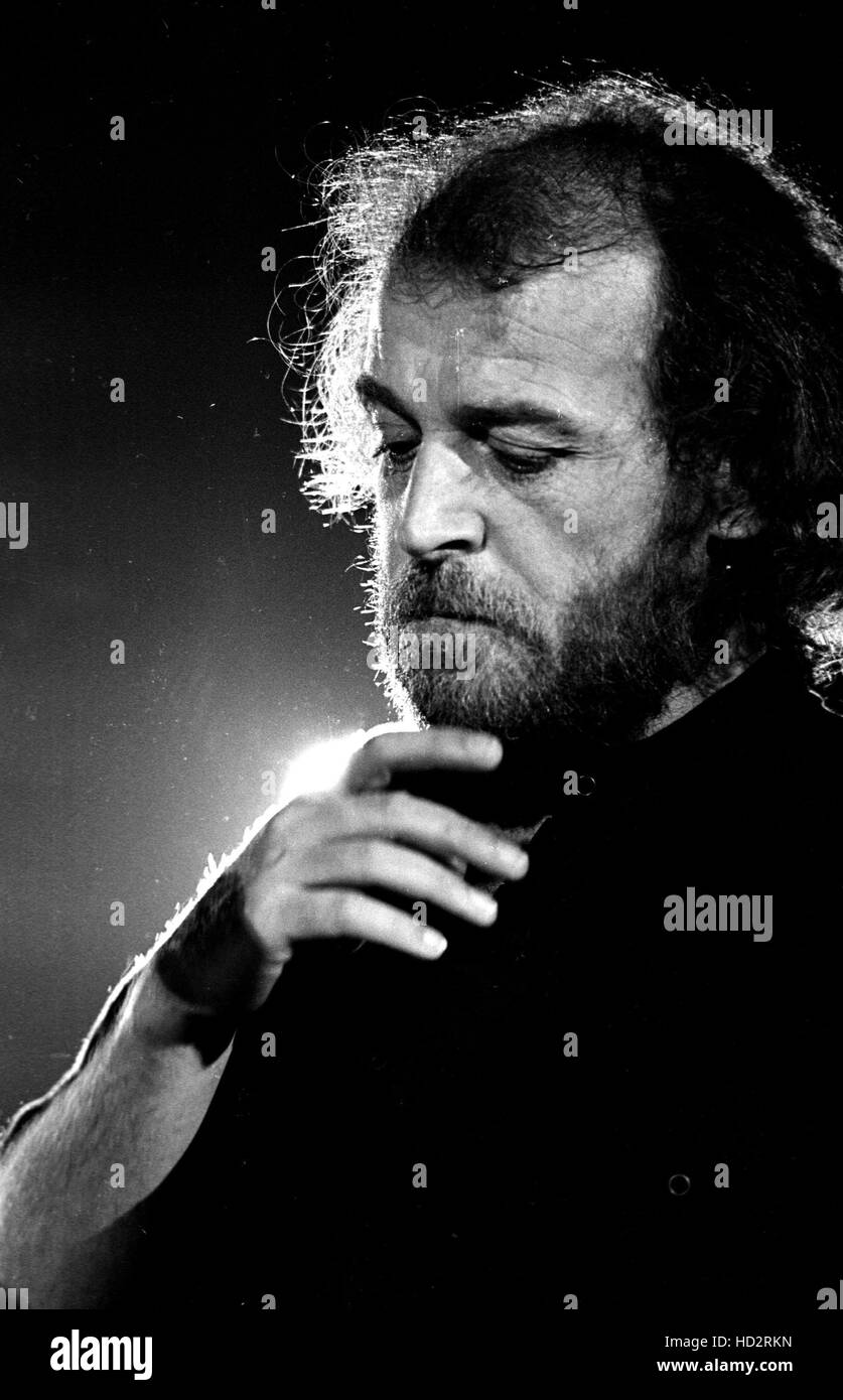 Joe Cocker performing on the TV show "Solid Gold"., Hollywood ...