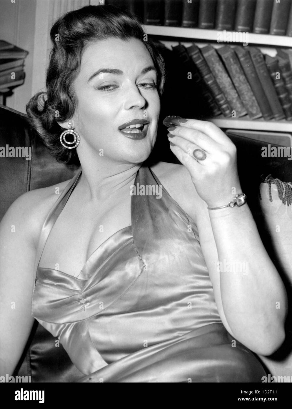 Avis Scott, recently dropped by the BBC, Jan 19, 1955 Stock Photo - Alamy