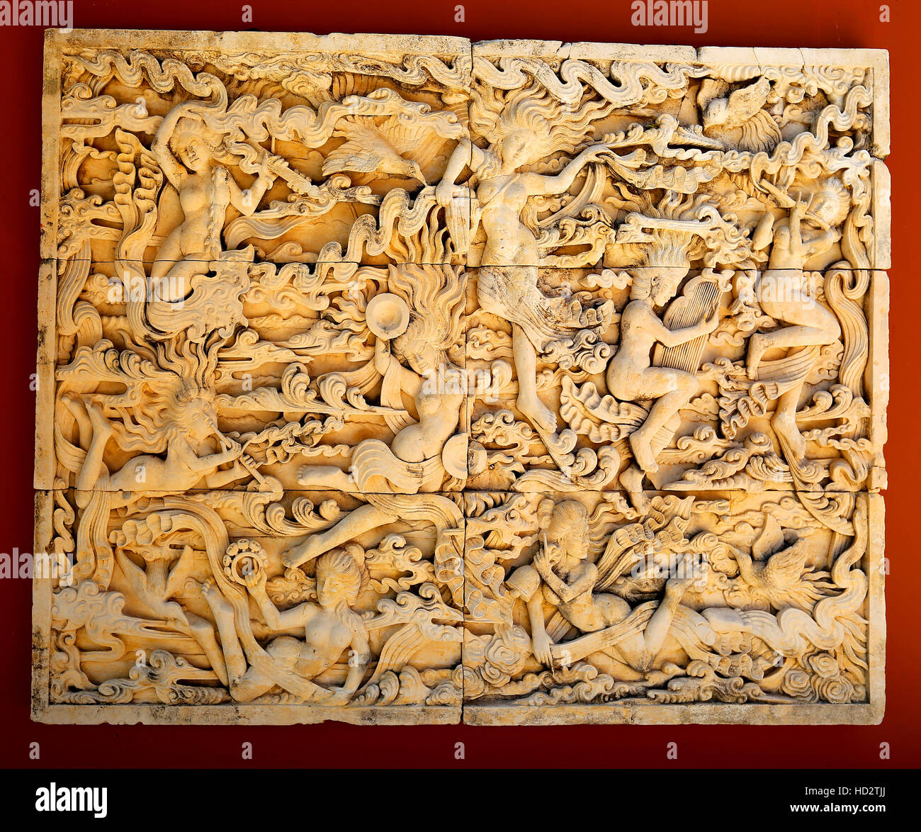 Beautiful pattern of the girls on the stone painting to photograph ...