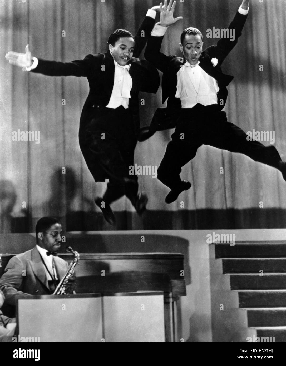 Nicholas Brothers, Harold and Fayard Nicholas, 1940s Stock Photo - Alamy