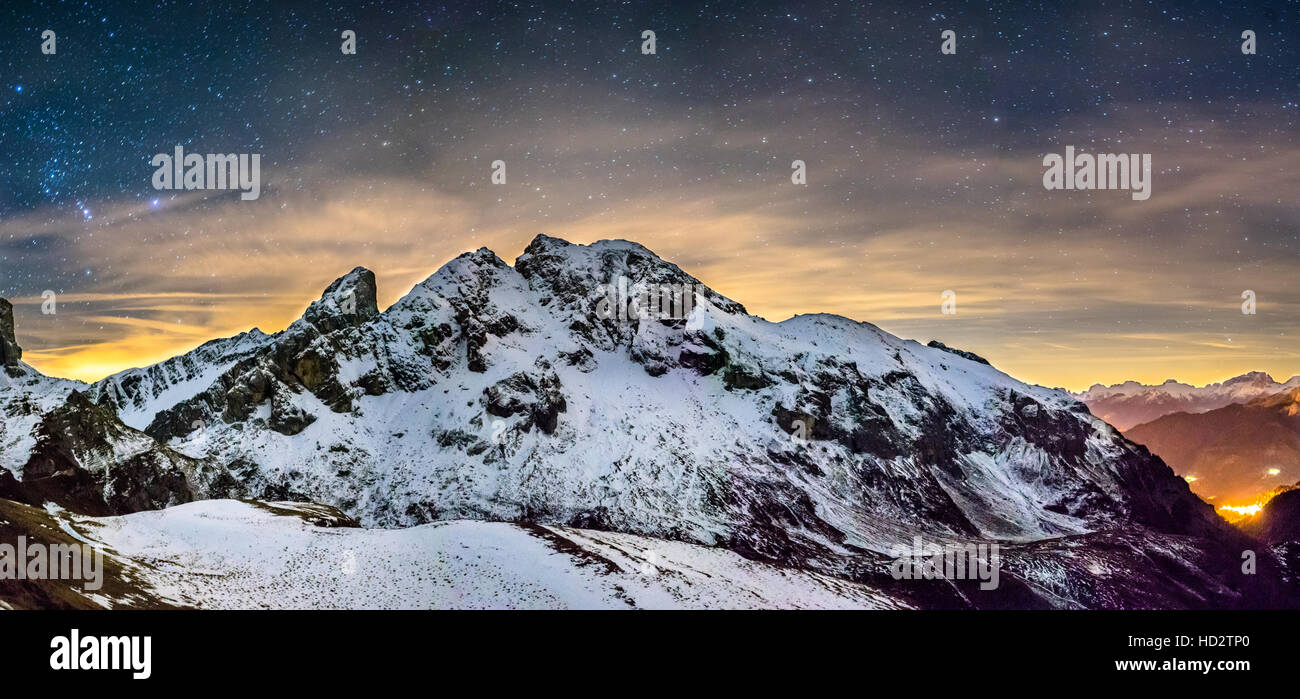 Passo Giau with the Italian Dolomites/Alps at night with stars near ...