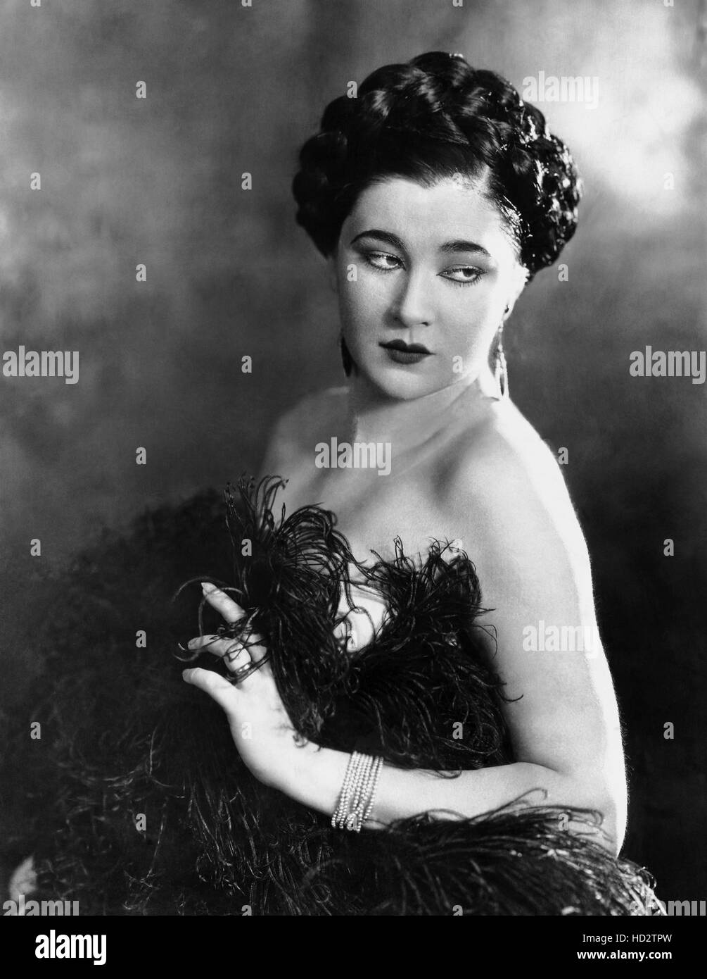 Nita Naldi, ca. early 1920s Stock Photo - Alamy