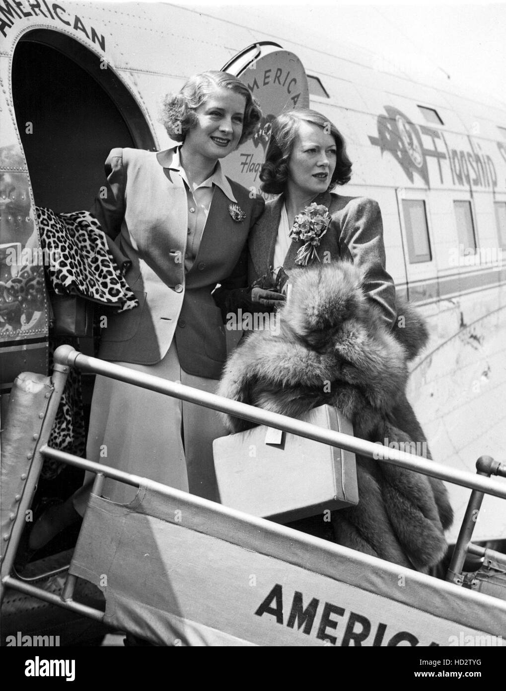 NORMA SHEARER and LADY SYLVIA ASHLEY (widow of DOUGLAS FAIRBANKS SR ...