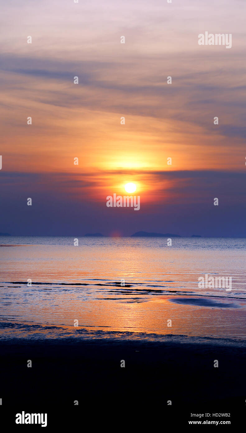 Tropical sun hi-res stock photography and images - Alamy