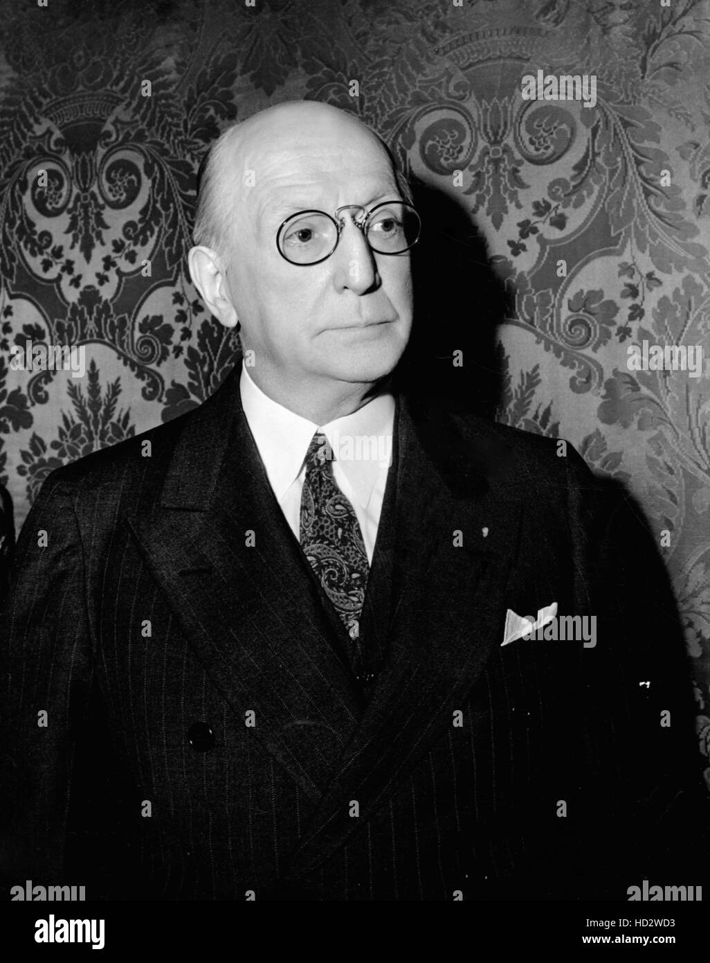 Richard Carle, portrait ca. 1941 Stock Photo - Alamy