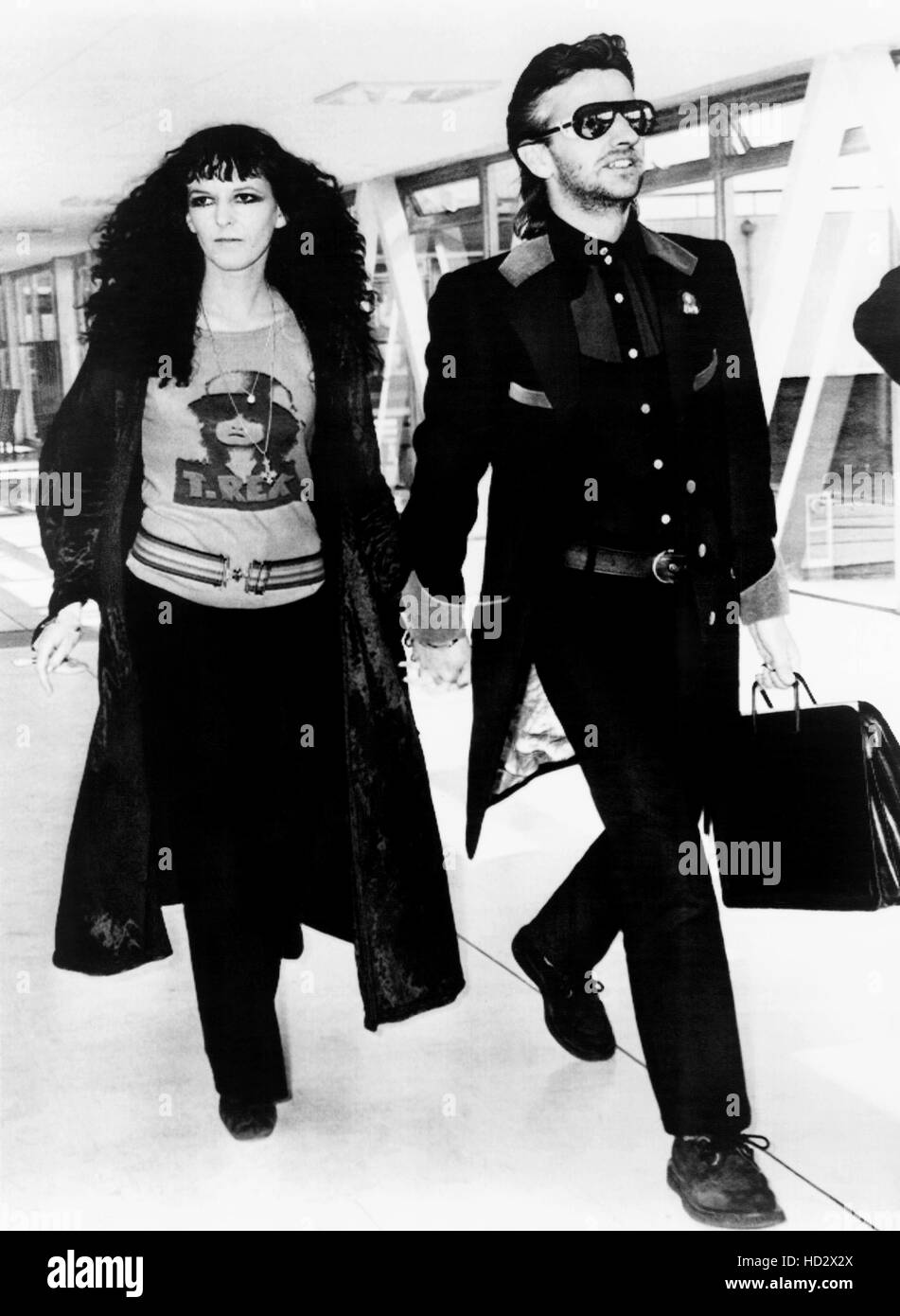 Ringo Starr, right, and his first wife, Maureen Starr, promoting Starr ...