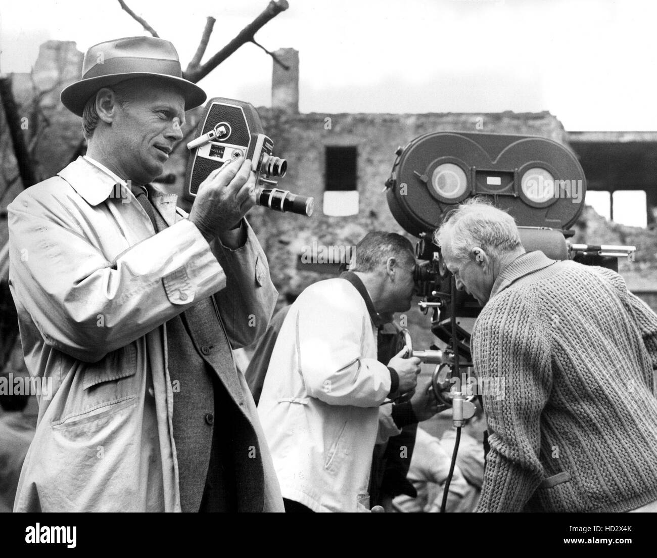 Home movie enthusiast RICHARD WIDMARK takes some shots on location ...