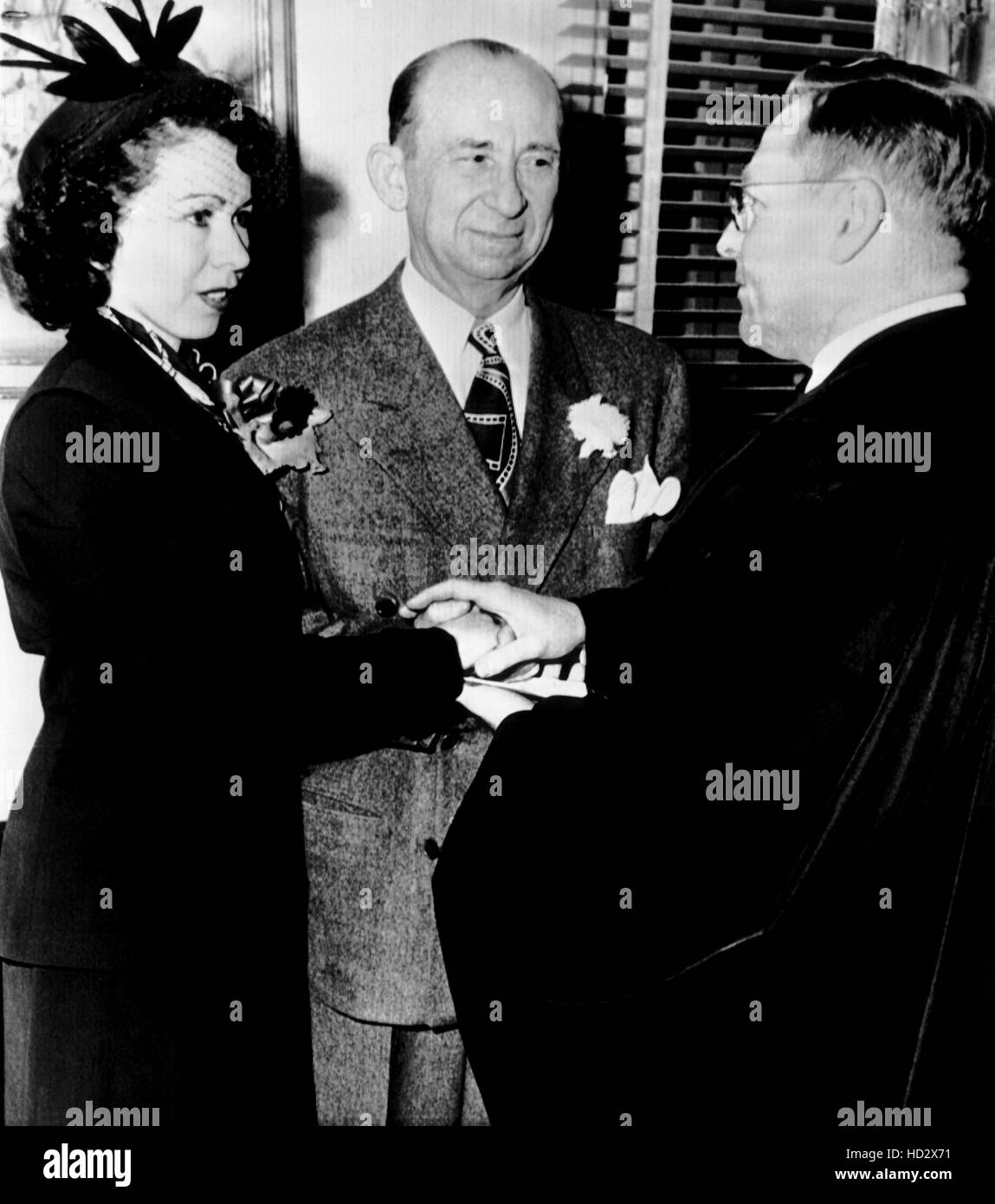 Roscoe Ates, and Leonore Belle Jumps, being married by Rev. George ...