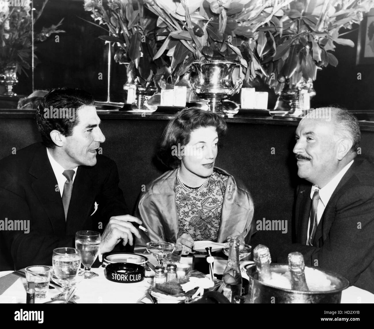 Sarah Churchill,center, with her second husband, photographer Anthony ...