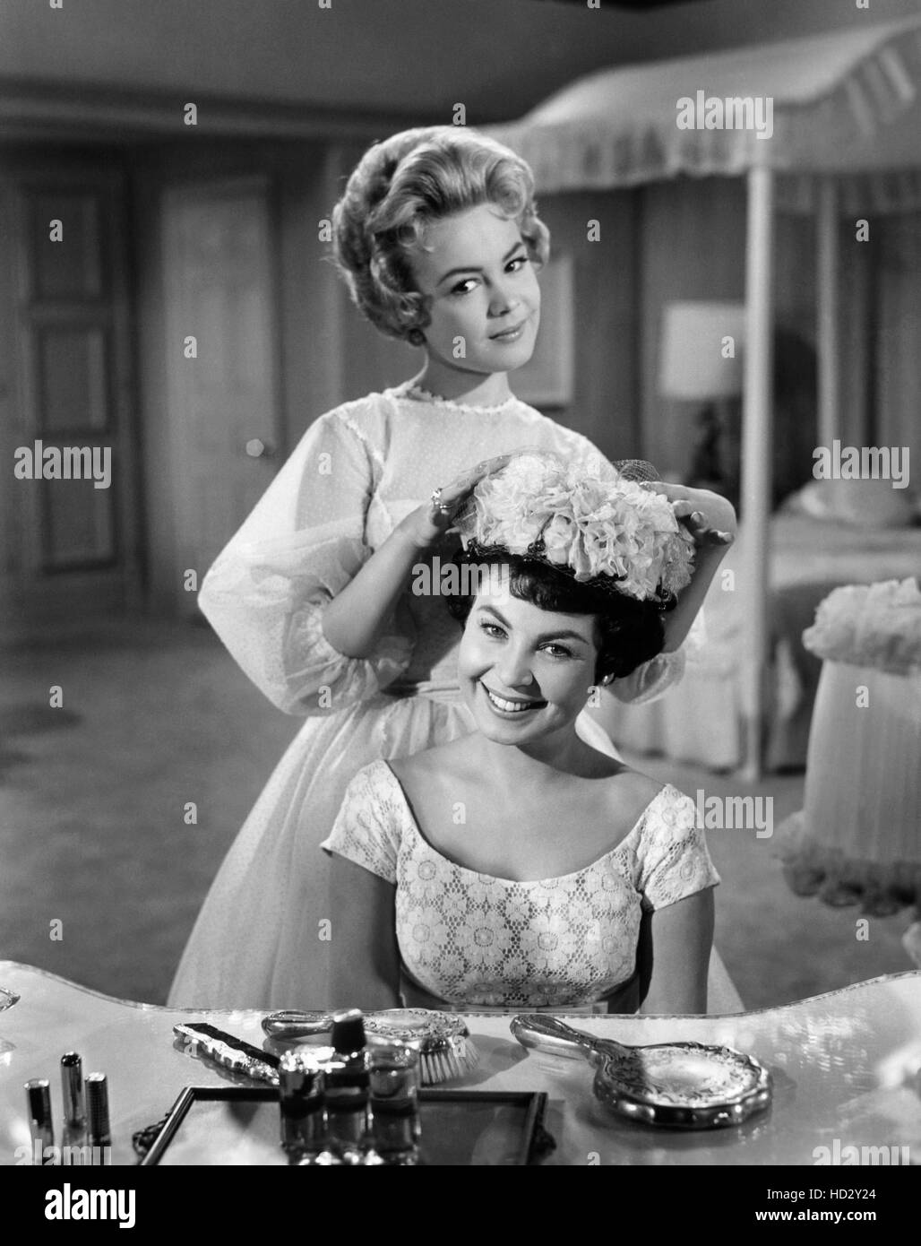 Sandra Dee with her mother, Mary Douvan, 1958 Stock Photo - Alamy