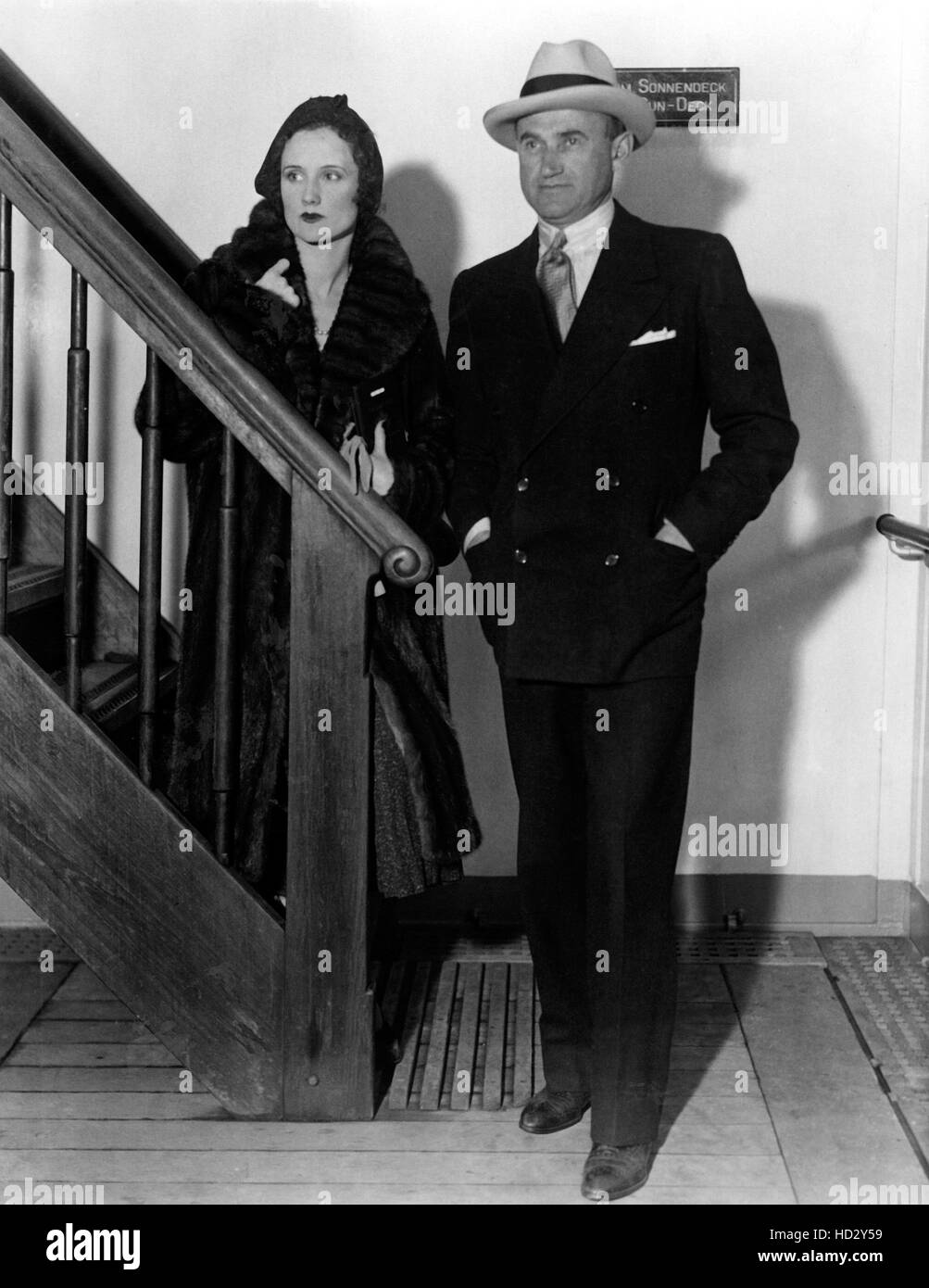 SAMUEL GOLDWYN, with wife Frances Howard, arriving in NY, on the S.S ...