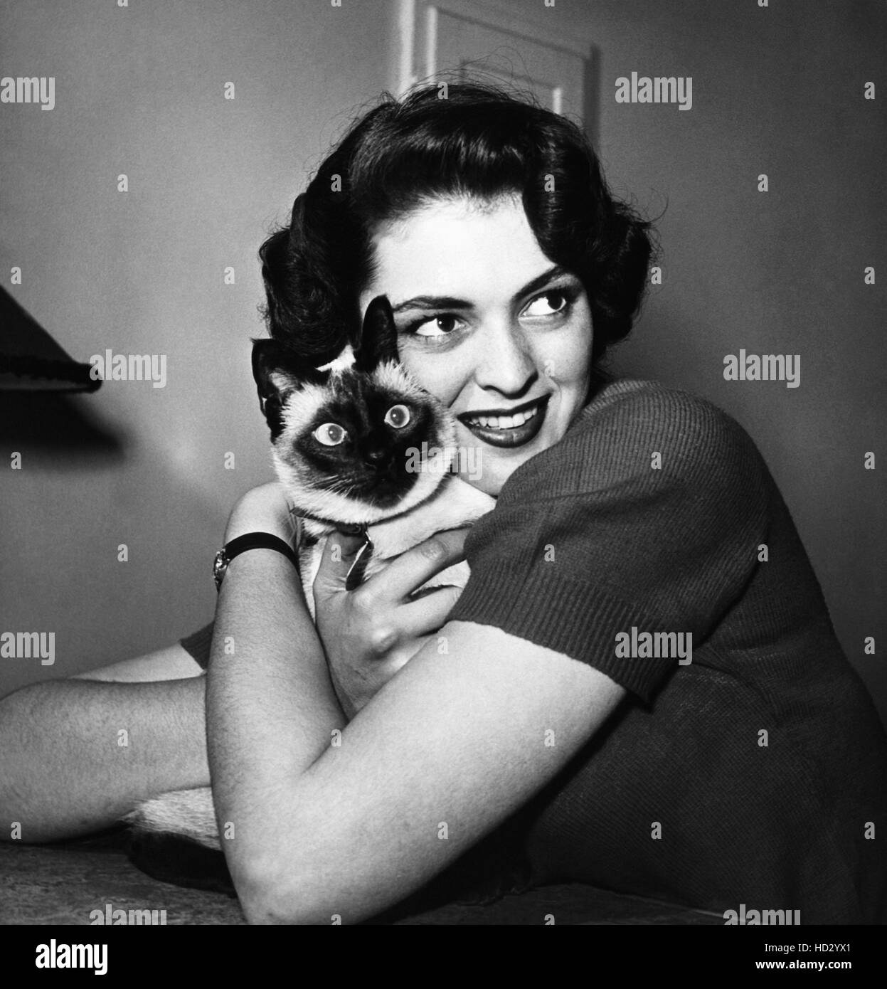 Suzan Ball, ca. 1954 Stock Photo - Alamy