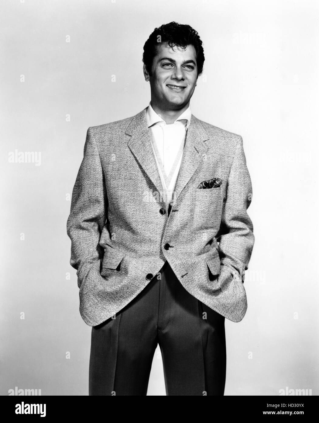 TONY CURTIS, portrait circa 1955 Stock Photo - Alamy