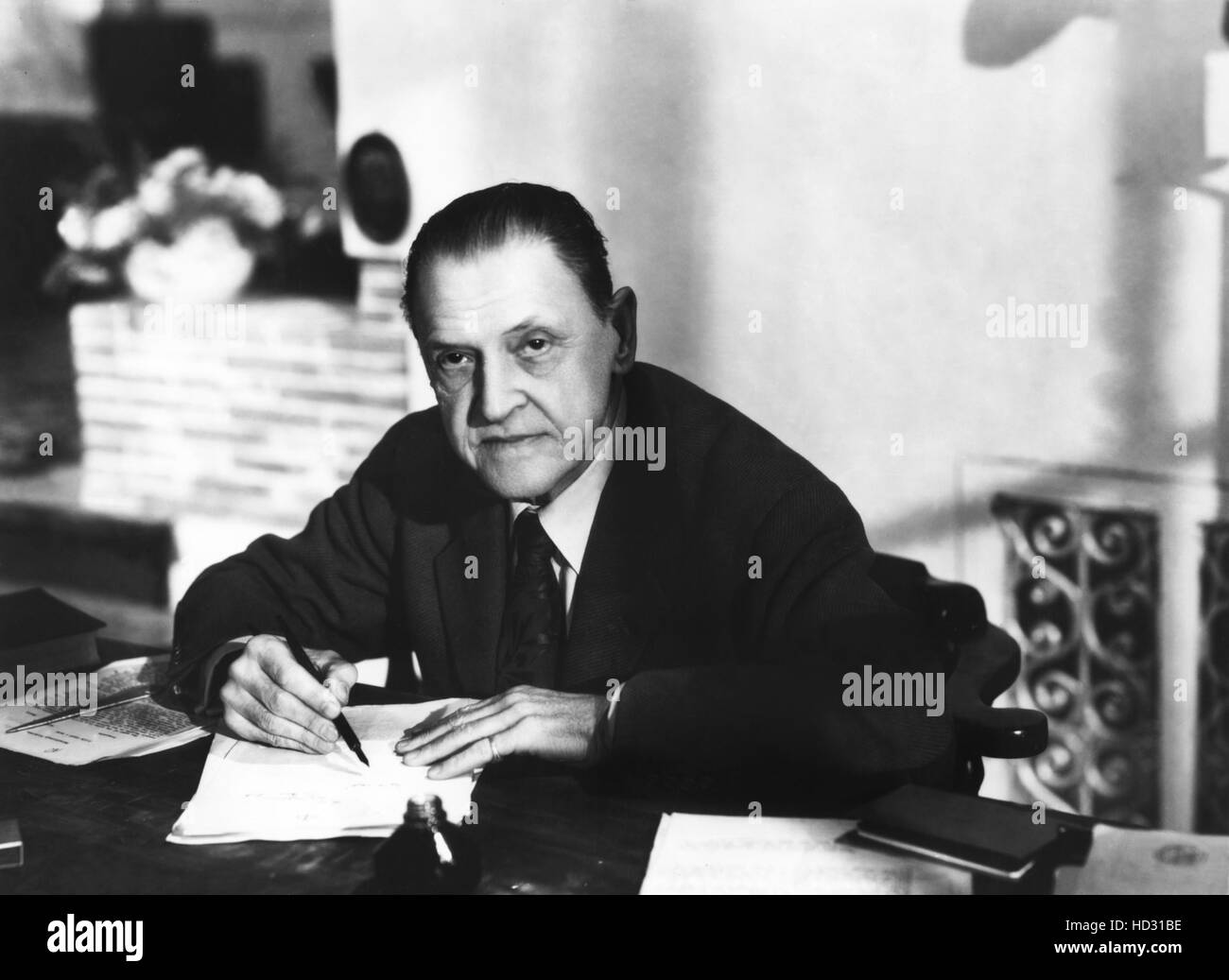 W. Somerset Maugham, ca. 1949 Stock Photo - Alamy