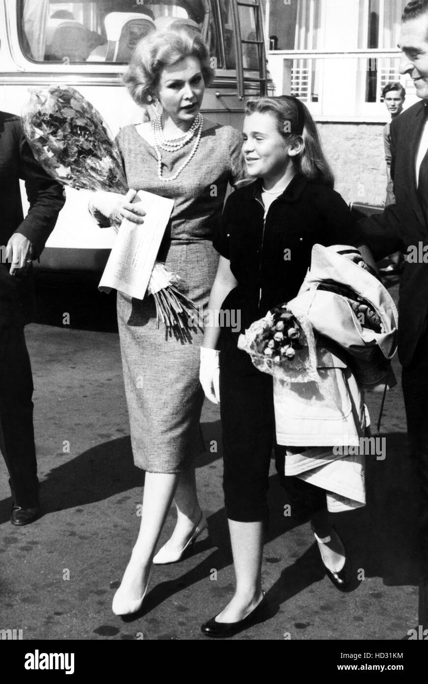 Zsa Zsa Gabor, with her daughter, Francesca Hilton (right), in Rome ...
