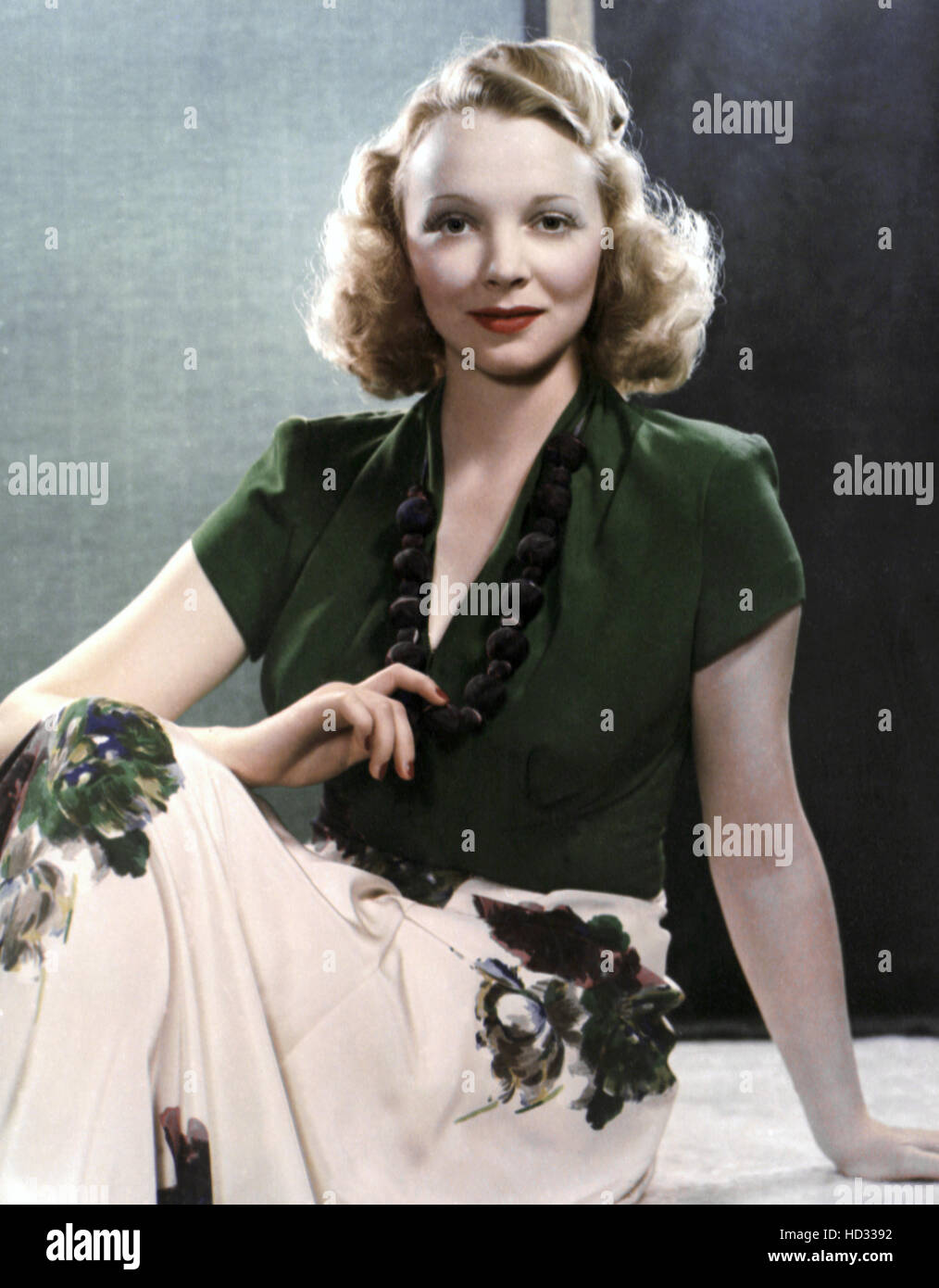 Virginia Bruce, ca late 1930s Stock Photo - Alamy