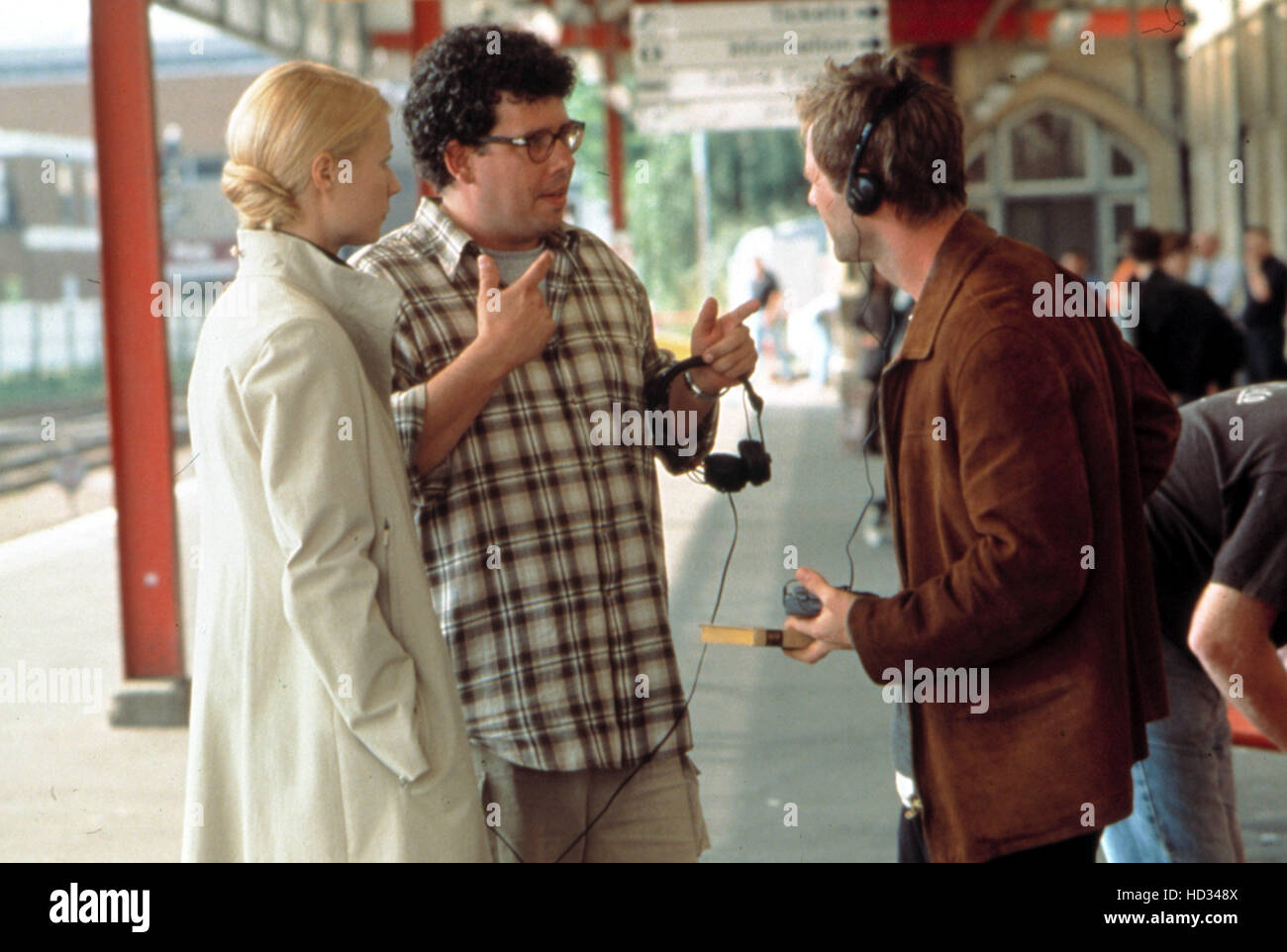 POSSESSION, Gwyneth Paltrow, Neil LaBute and Aaron Eckhart filming ...