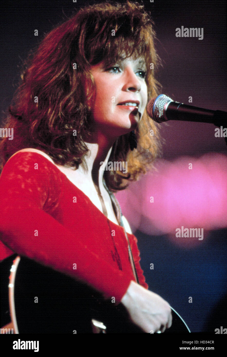 PATTY LOVELESS, from 'On Stage,' 4/16/92. (c)TNN Courtesy: Everett ...