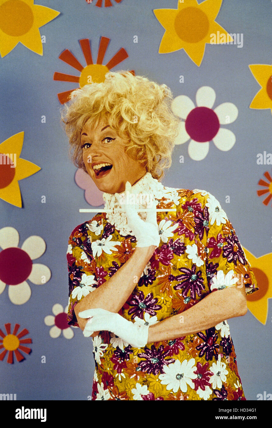 THE BEAUTIFUL PHYLLIS DILLER SHOW, Phyllis Diller, 1968 Stock Photo - Alamy