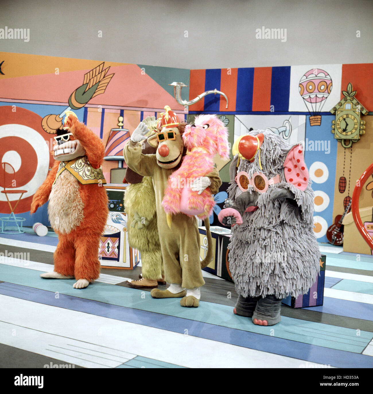 THE BANANA SPLITS ADVENTURE HOUR, Bingo, Fleegle, Drooper, Snorky, 1968 ...