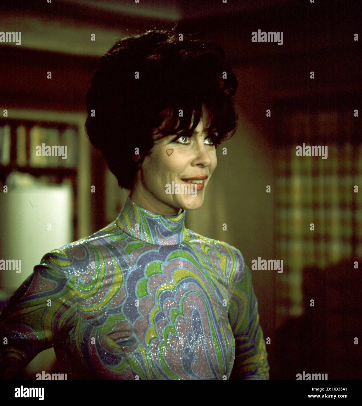 BEWITCHED, Elizabeth Montgomery, 1964-1972, as Serena Stock Photo - Alamy