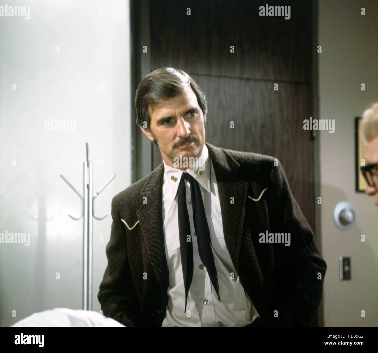 MCCLOUD, Dennis Weaver, 1970-77 Stock Photo - Alamy