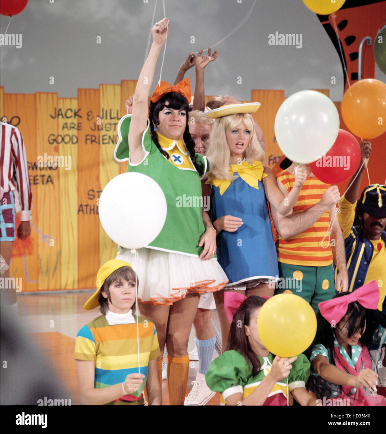 ROWAN AND MARTIN'S LAUGH-IN, Judy Carne, Jo Anne Worley, Goldie Hawn ...