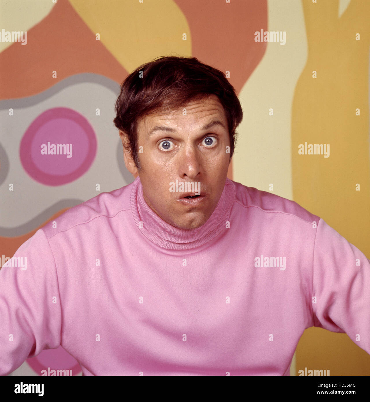 ROWAN AND MARTIN'S LAUGH-IN, Alan Sues, 1968 - 1973 Stock Photo - Alamy